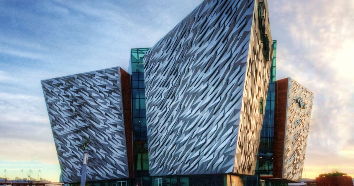 Belfast & Titanic Centre Tour from Dublin / Authentic Europe