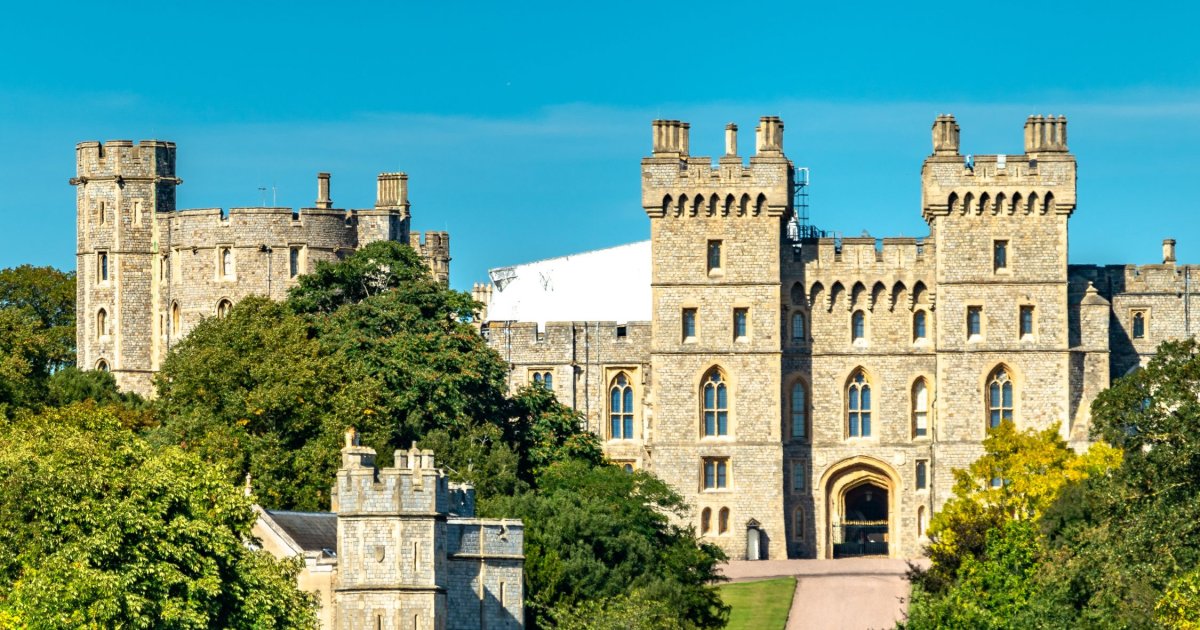 Stonehenge, Bath & Windsor Tour from London / Authentic Europe