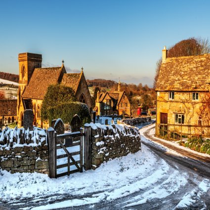 Winter Tour around Cotswold villages / Authentic Europe