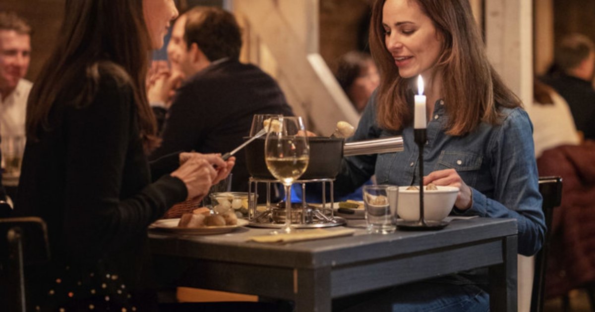 Zurich City Tour with Swiss Fondue / Authentic Europe