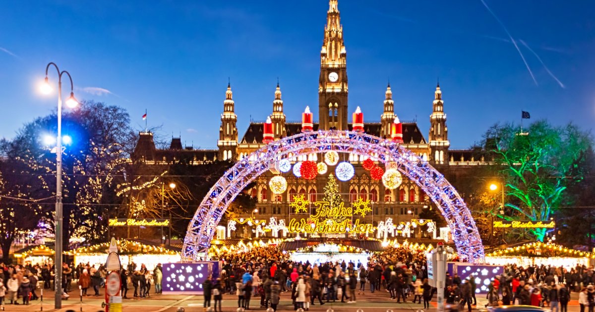 Guided Christmas Market Tour (Vienna-Berlin) - 7 days / Authentic Europe